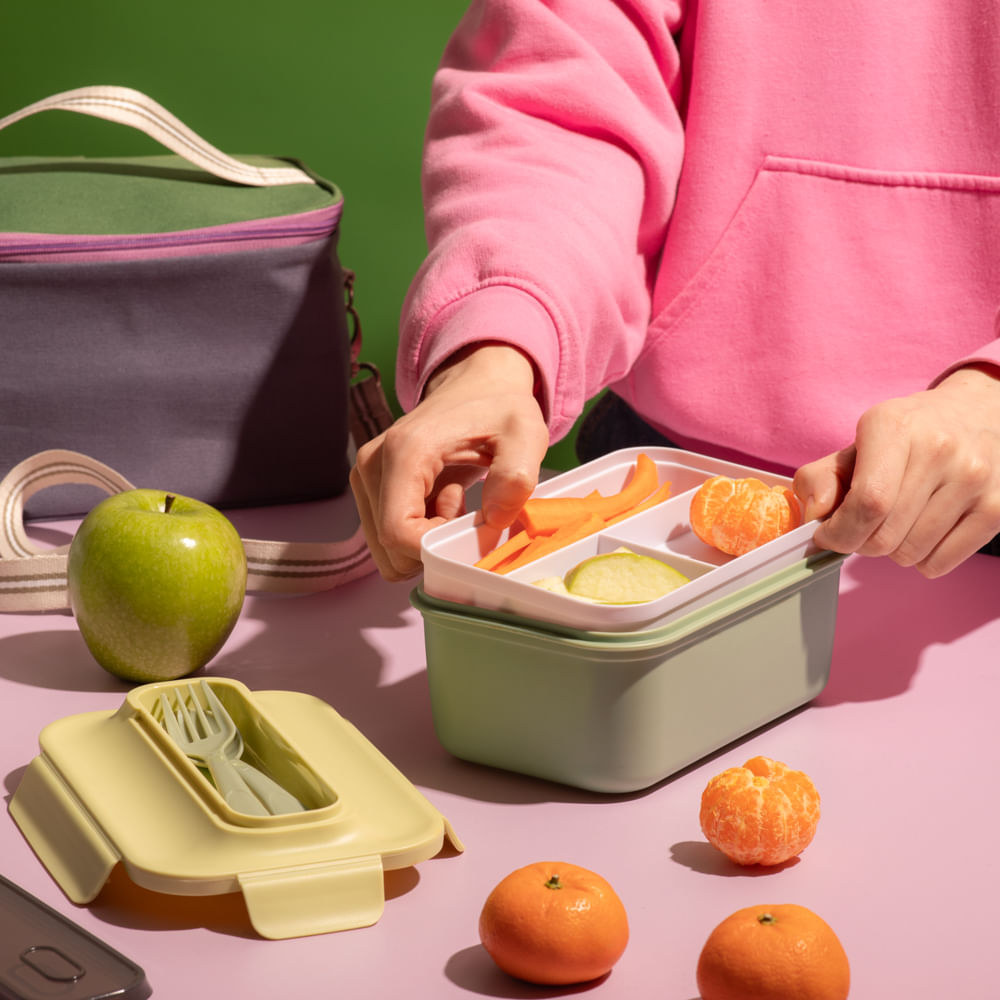 Taper de Alimentos Plegable con Cubiertos 1500 ml - Casaideas Peru